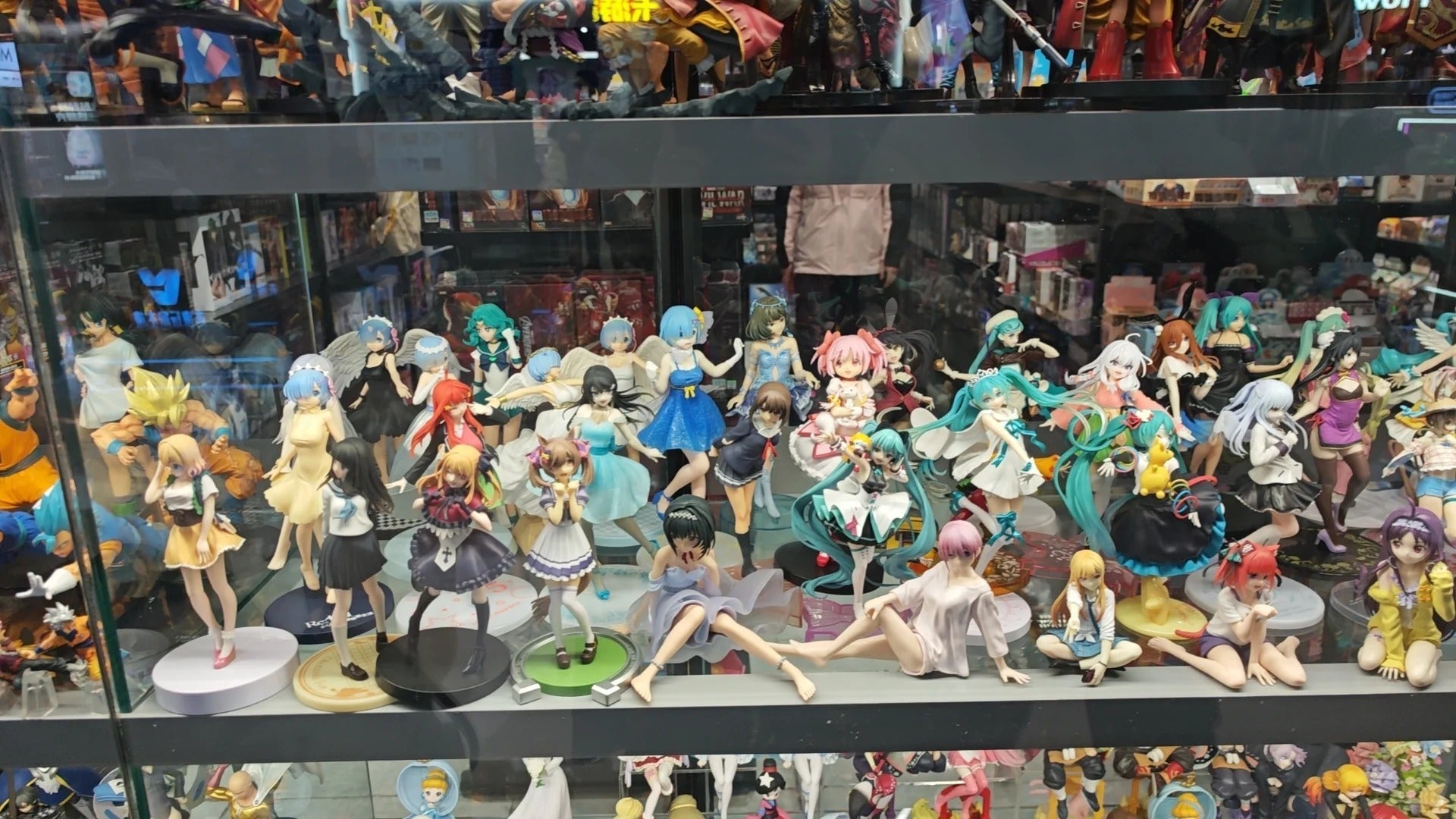 Are Bootleg Anime Figures Really That Bad? – +1 Anime
